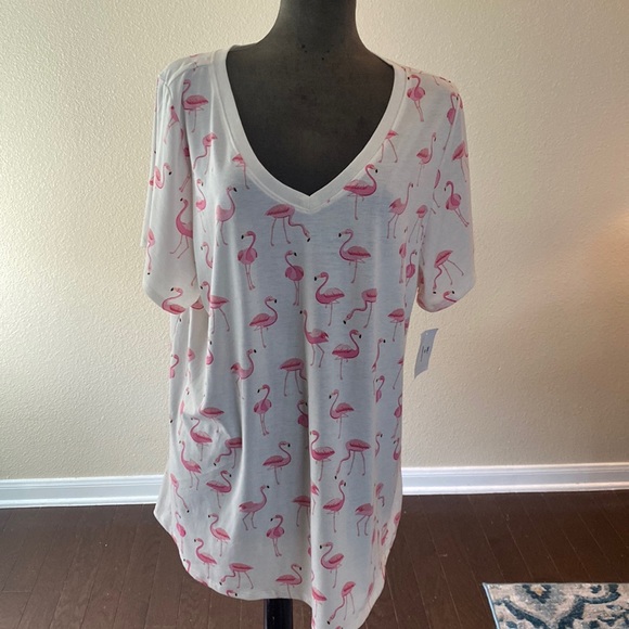 LuLaRoe | Tops | Lularoe Nwt Christy Tee Size 3xl | Poshmark